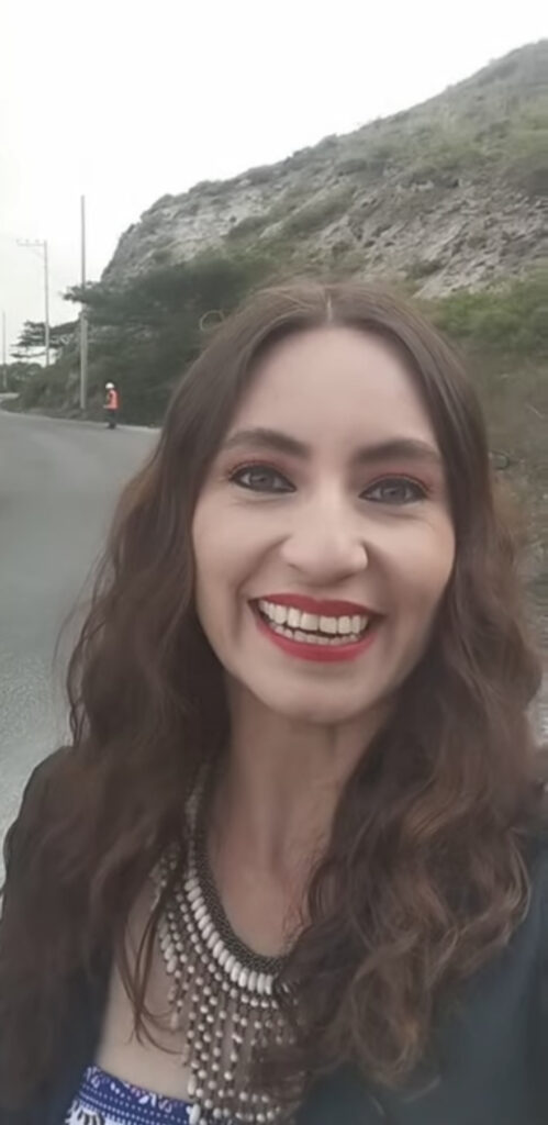 Juliana Espinosa R. - Ecuadorian Literature