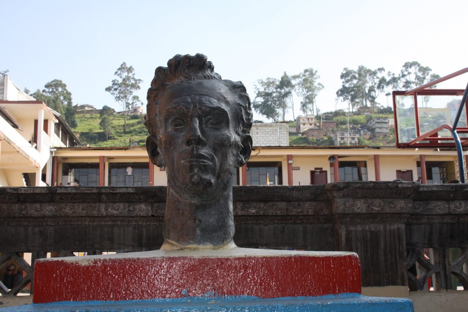 Gustavo Lemos Ramírez - Ecuadorian Literature
