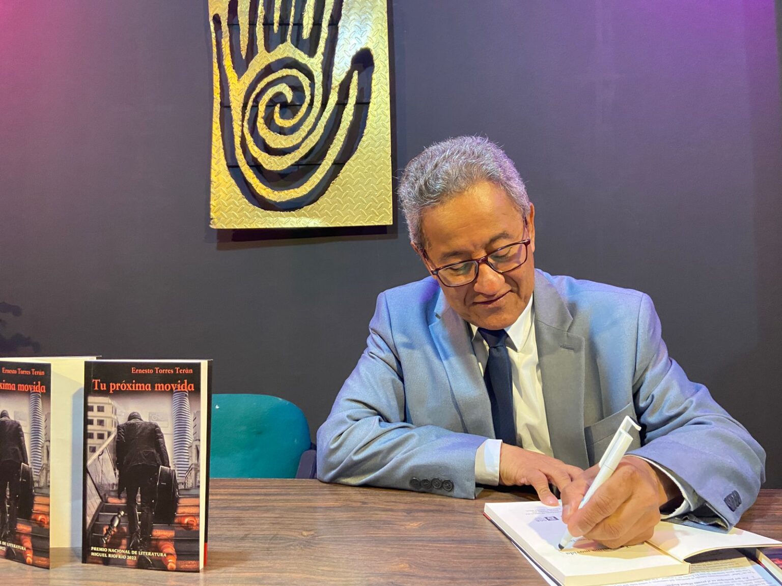 Ernesto Torres Terán - Ecuadorian Literature